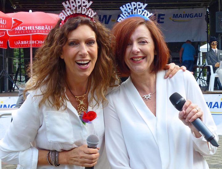 SUSANNE - ANGELA CALLAN